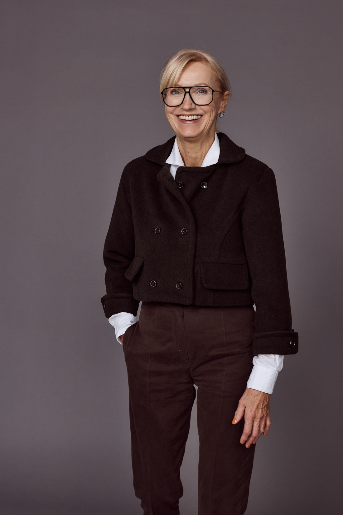 70-11 Short Double-Breasted Jacket with Back Belt – sistermagpatterns